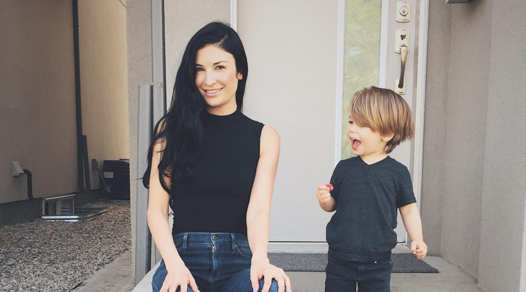 Effortless Beauty in a Minute: Tracy's Secret to Looking Her Best